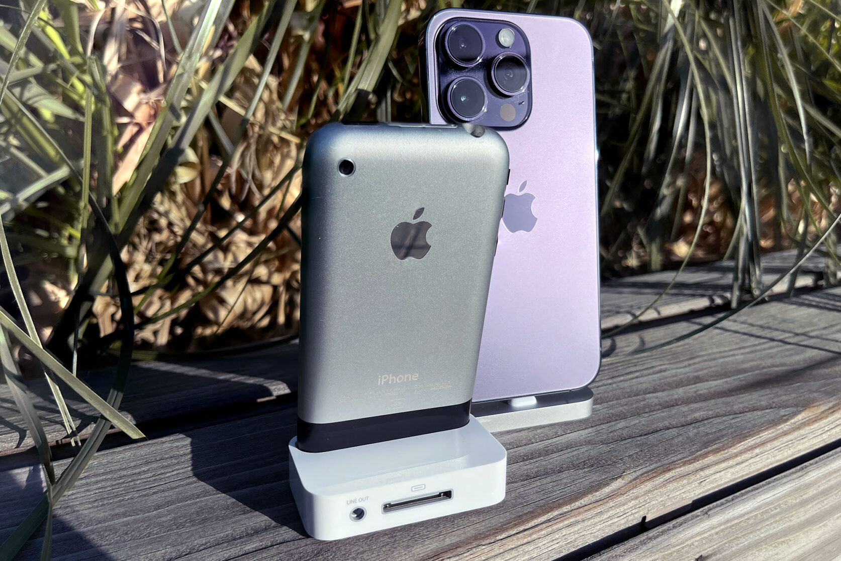 Head-to-head: The first Apple iPhone vs iPhone 14 Pro